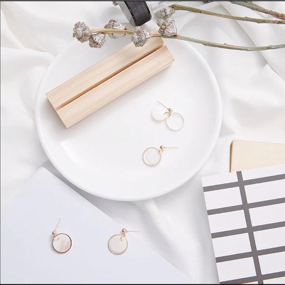 Jewelry | Round Shell With Golden Circle Earrings | Poshmark